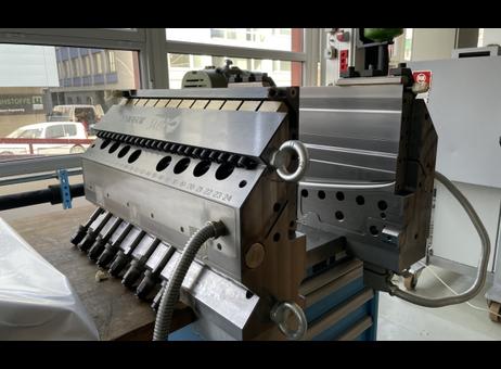 3-kanalna glava EDS Reifenhauser FSK-600 sa flek-lip