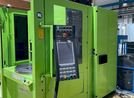 Mašina za brizganje Engel Insert 80V/40