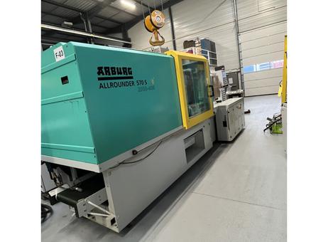 Mašina za brizganje ARBURG 200T - 570S - 800