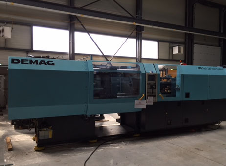 Mašina za brizganje Demag 330T ERGOTECH SYSTEM 3300-1450