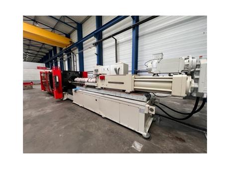 Mašina za brizganje NEGRI BOSSI 700T VECTOR