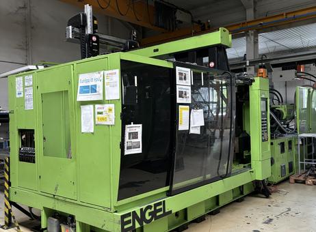 Mašina za brizganje ENGEL DUO 4550/650
