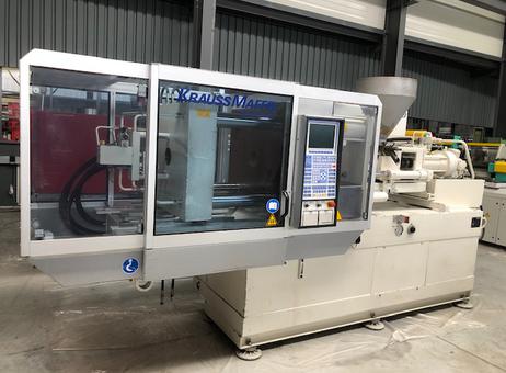 Mašina za brizganje Krauss Maffei 110T 390 C2