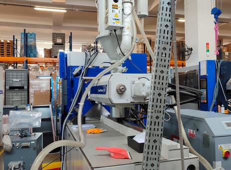 Mašina za brizganje BATTENFELD SmartPower 210/1330 Unilog B8