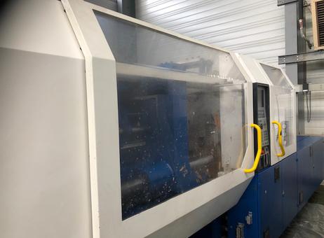 Mašina za brizganje Demag 250T 250/630-1450 CONCEPT NC4