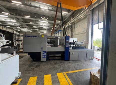 Mašina za brizganje Battenfeld HM2700/1330