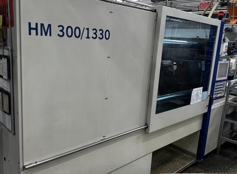 Mašina za brizganje Battenfeld HM 300/1330