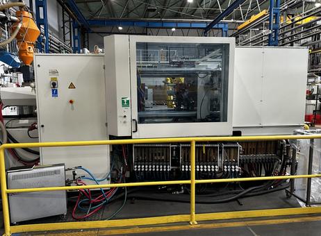 Mašina za brizganje Battenfeld HM 270/1330