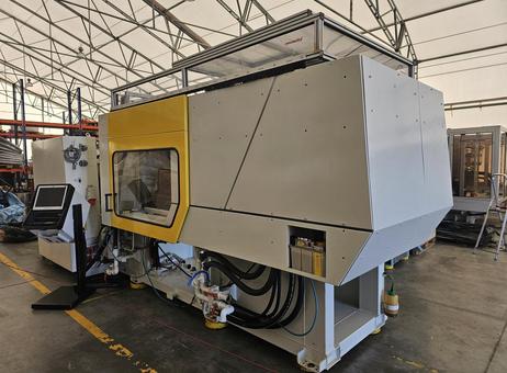 Mašina za brizganje Netstal SynErgy 2400-900