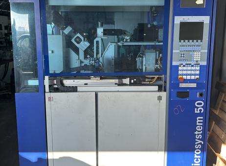 Mašina za brizganje Battenfeld Microsystem 50