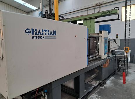 Mašina za brizganje HAITIAN HTF250X