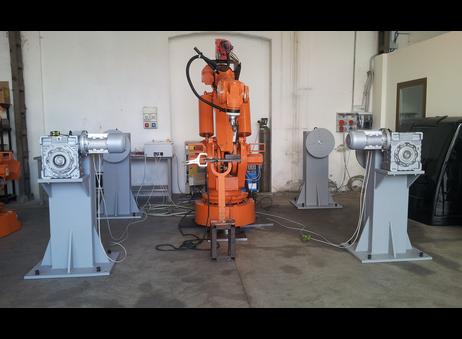 Robot ABB 1FK6083-8AZ21-9ZZ9-ZS01