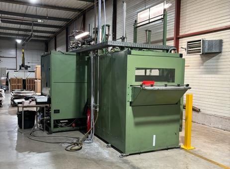 Automatski termoformer sa dovodom iz role ILLIG UA 100 4G