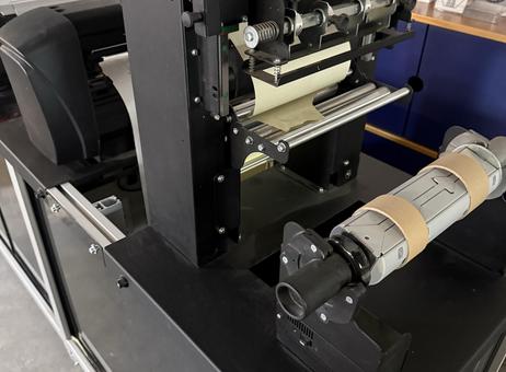 Mašina za štampanje etiketa Rotutech LabelCut R20s