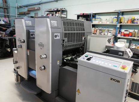 Offset dve boje Ryobi 522