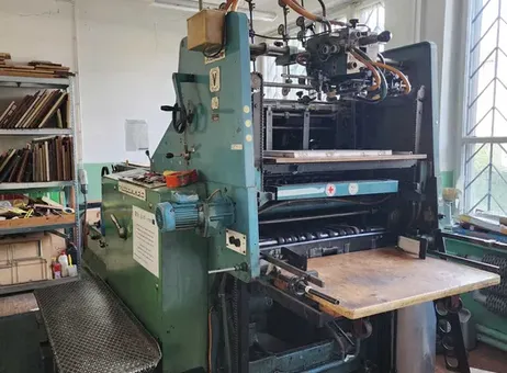 Die-cutter Polygraph Victoria 820