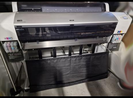 Velikoformatni inkjet crtač EPSON 9880
