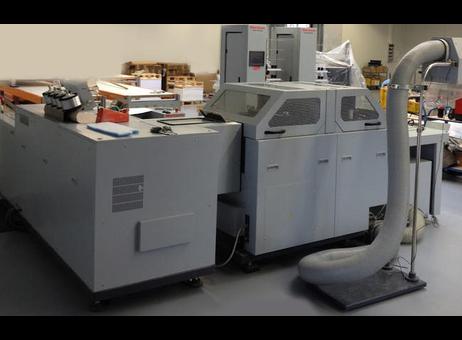 Horizon Stitchliner 5500 sedlasto šivačica
