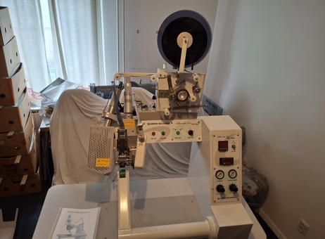 Mašina za zaptivanje šavova Nawon HTM-3588 Golden master serija industrijska mašina za zaptivanje šavova vrućim vazduhom tekstila