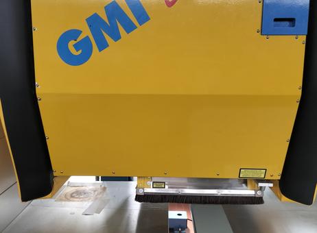 LASER GMI III .. LASERSKI MOST ZA DVA MAŠINE ZA VEZENJE