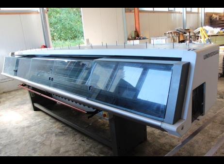 Mašina za vez UNIVERSAL MC 748
