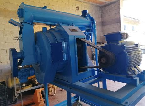 General Dais peletna presa, 45 kW