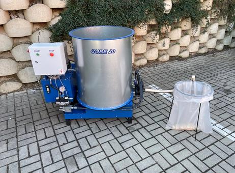 Hidraulična presa za briketiranje FALACH CUBE 20