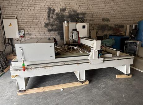 CNC obradni centar za drvo China ATC Vacuum router