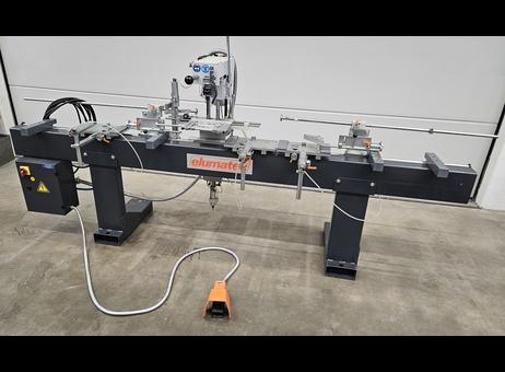 Машина за бушење шарки Elumatec TBM 126