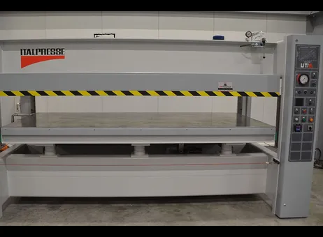 Pritisnite ITALPRESSE UT6L