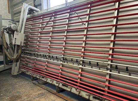 Mack vertikalna panel pila