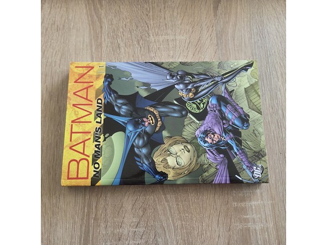 Batman: No man`s land book 1 TPB