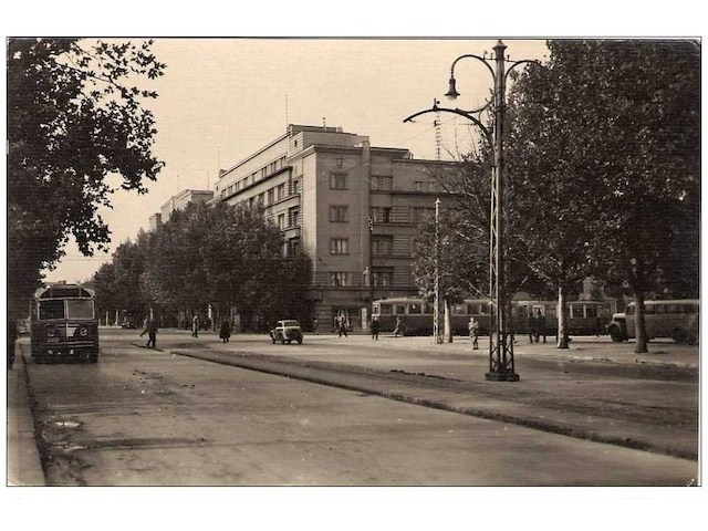 BEOGRAD Bulevar Crvene Armije,putovala 1956.
