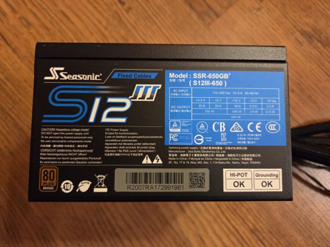 Seasonic S12III-650W 80 Plus Bronze (SSR-650GB3)
Sombor