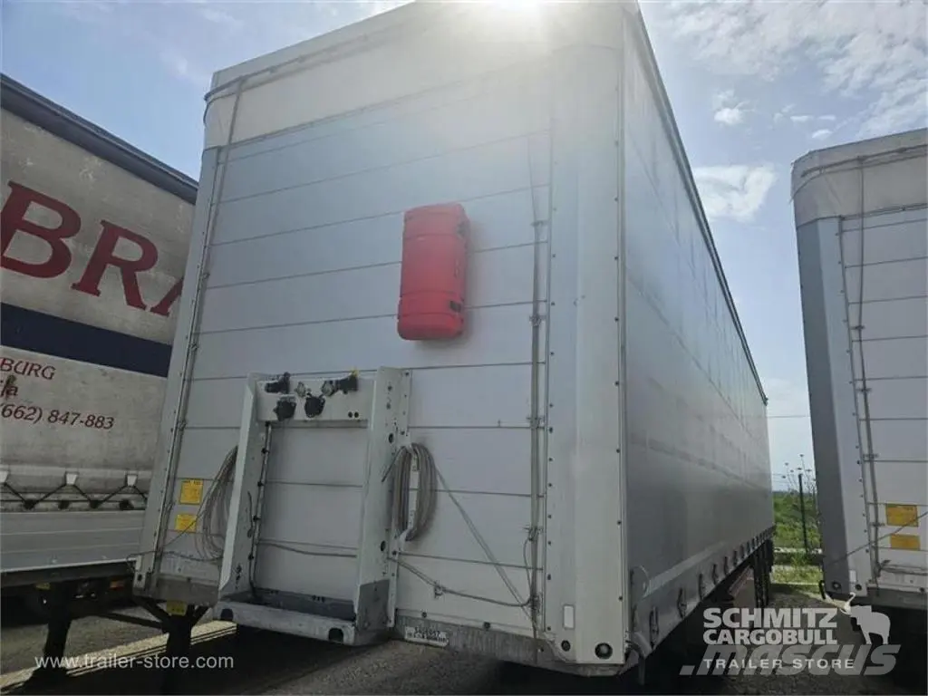 Schmitz Cargobull Curtainsider Standard