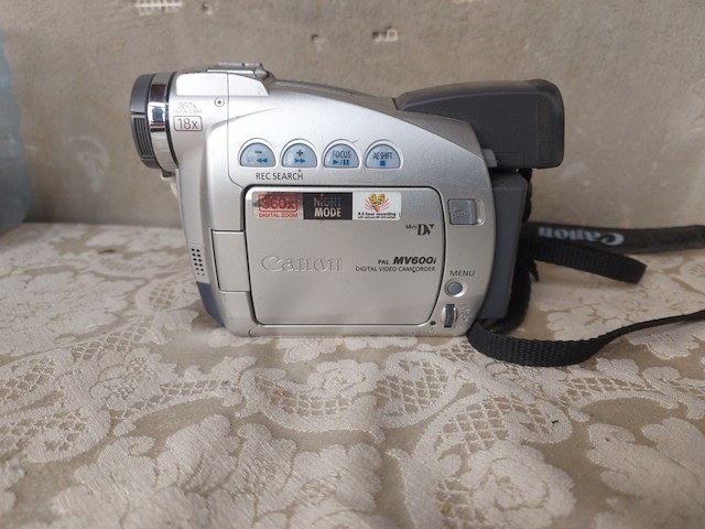 Kamera SONY MV600i
