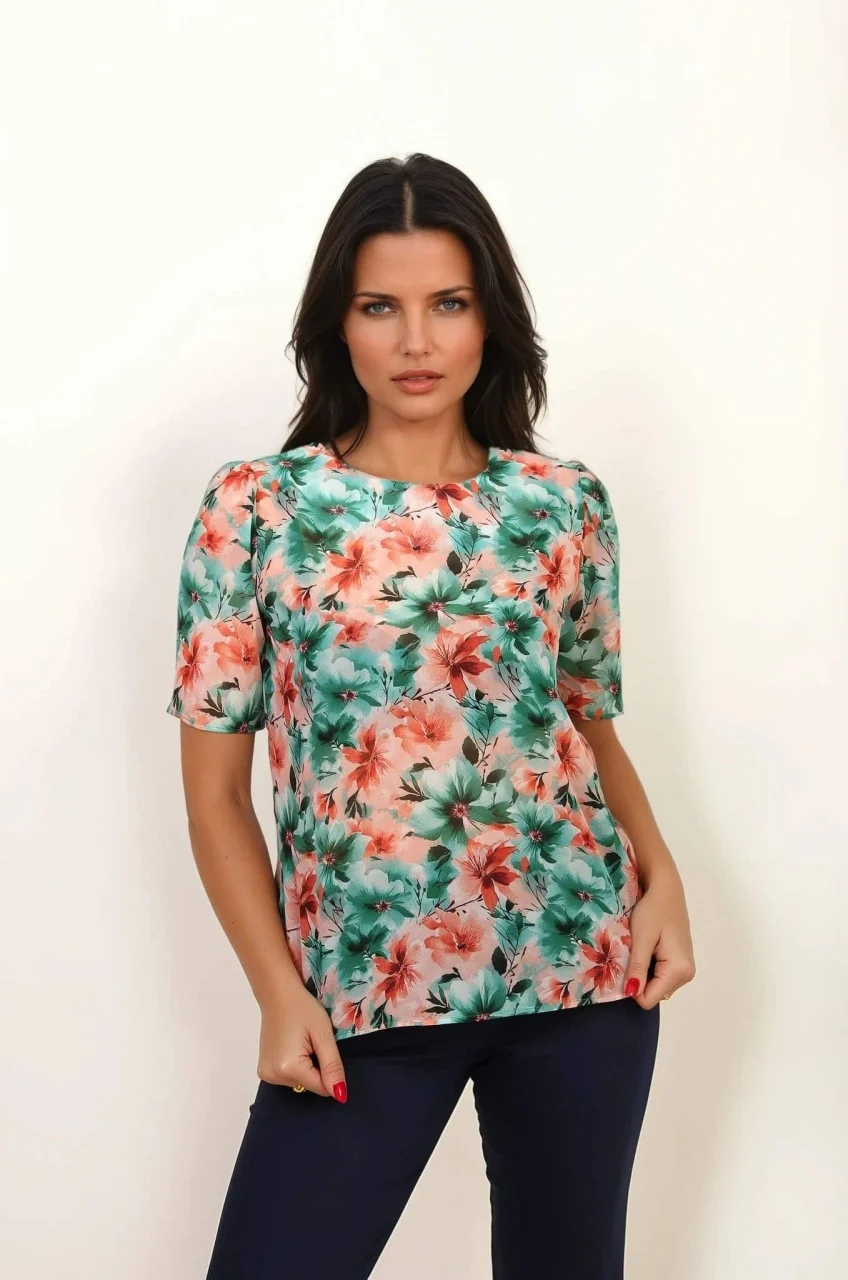 Lagana letnja bluza cvetnog dezena