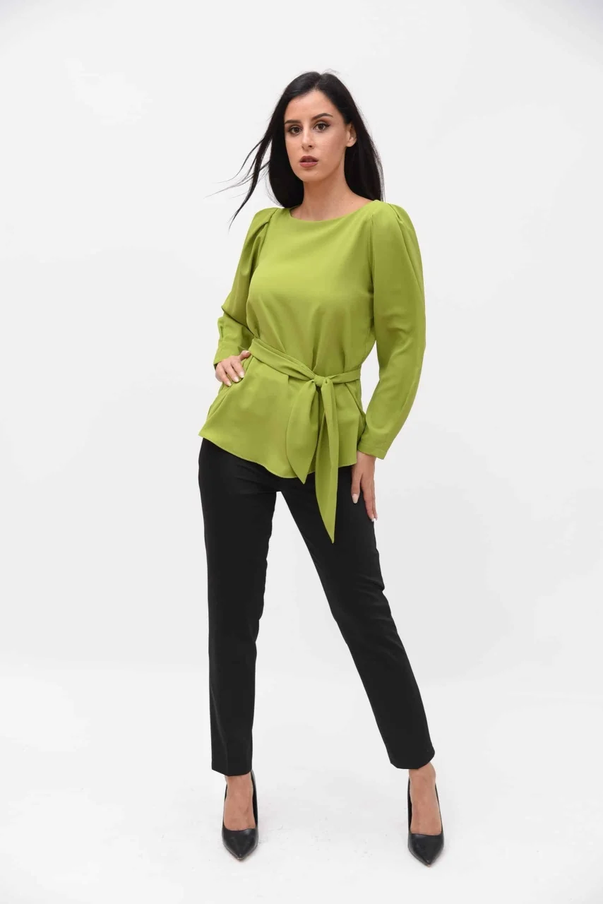 Zelena bluza sa pojasom u struku