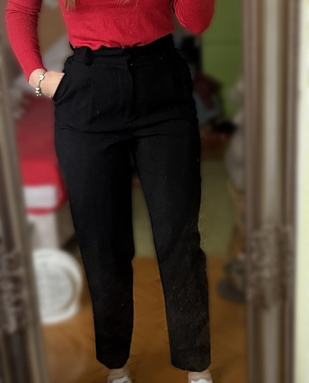 Zara poslovne pantalone