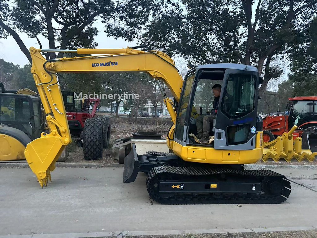 Komatsu PC78 mini bager