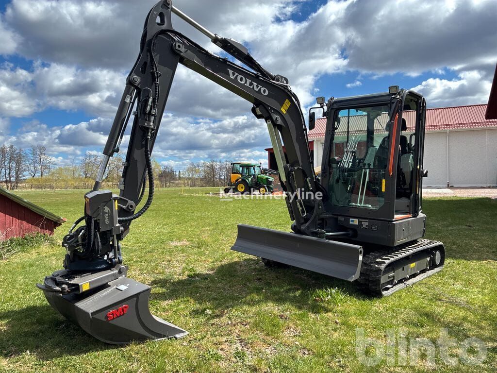 Prodaje se Volvo ECR40F mini bager na aukciji