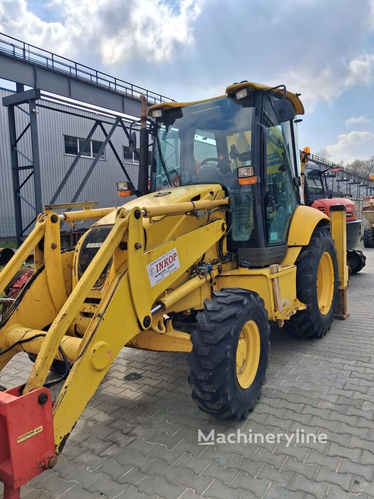 Komatsu WB97 bager-utovarivač