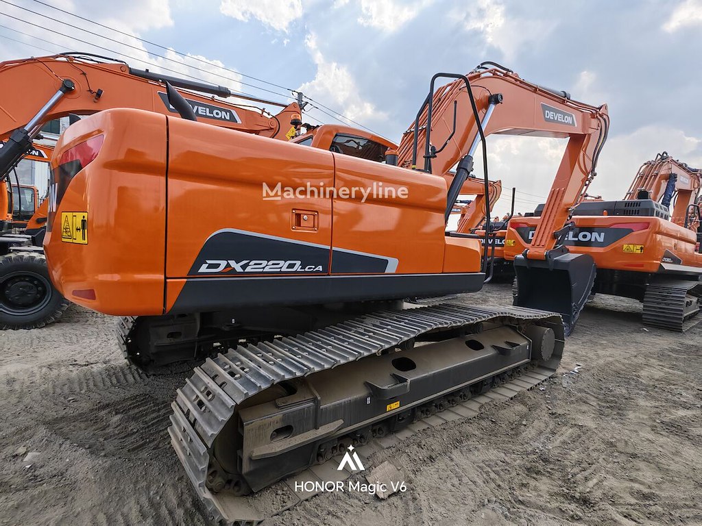 Develon DX220LCA bager guseničar