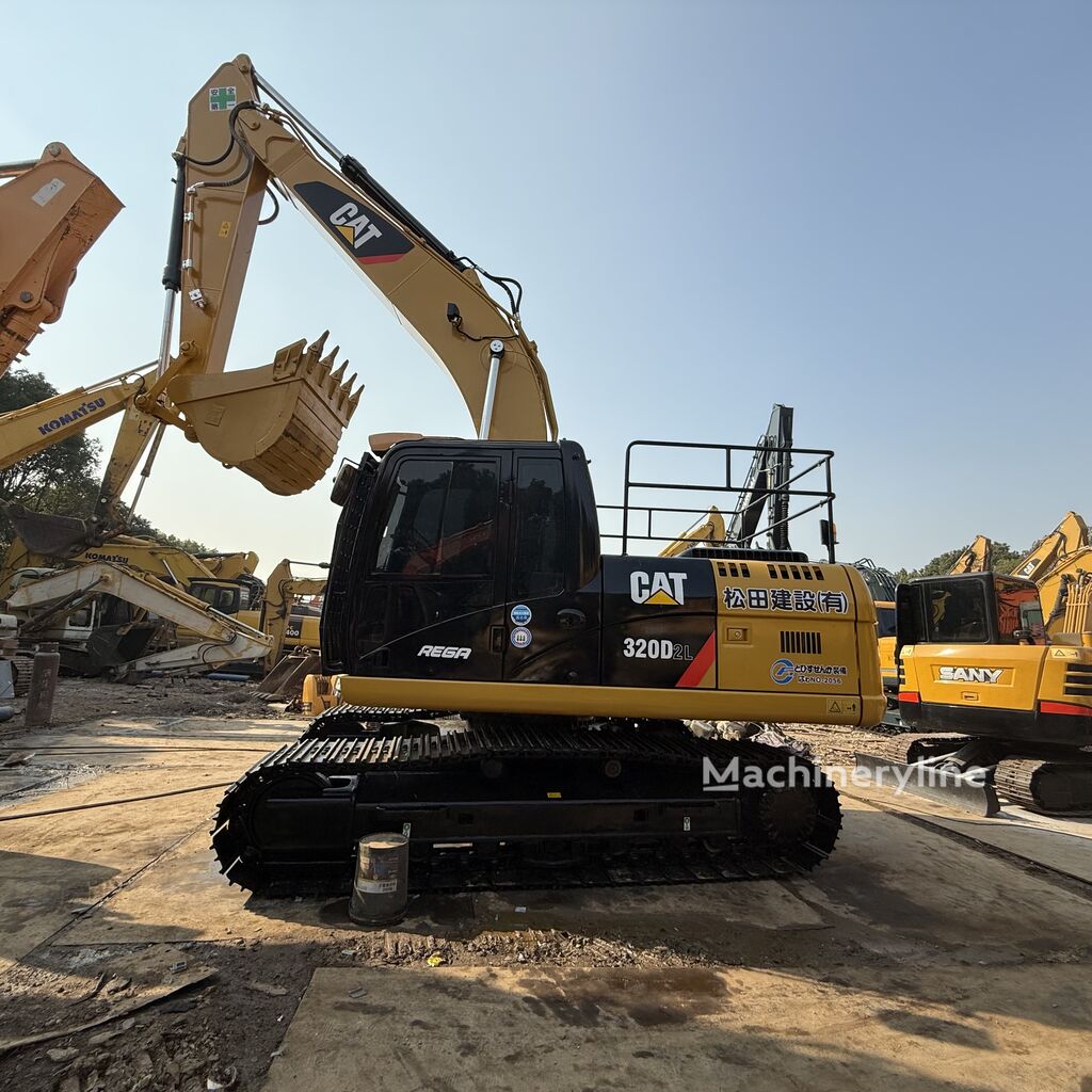 Caterpillar 320D2L bager guseničar