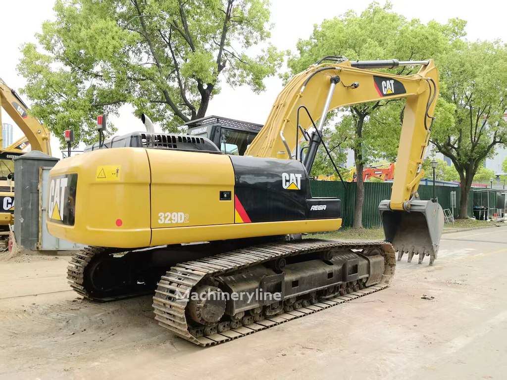Caterpillar 329D2 bager guseničar
