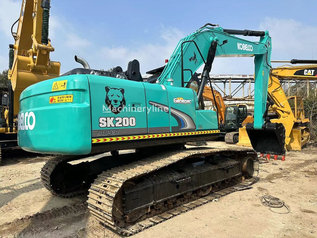 Kobelco SK200-8 bager guseničar