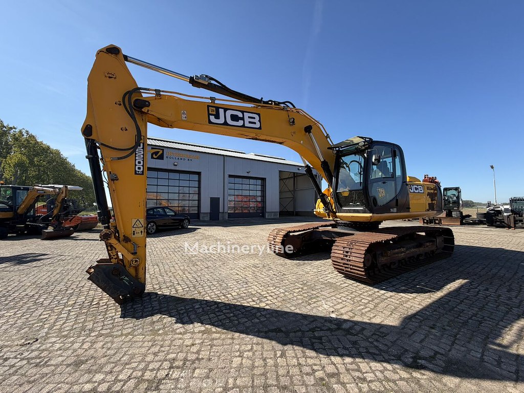 JCB JS 200LC T4i IIIB bager guseničar