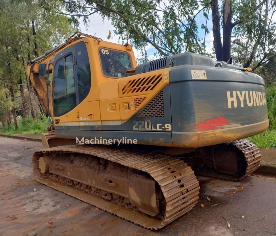 Hyundai R220LC-9S bager guseničar