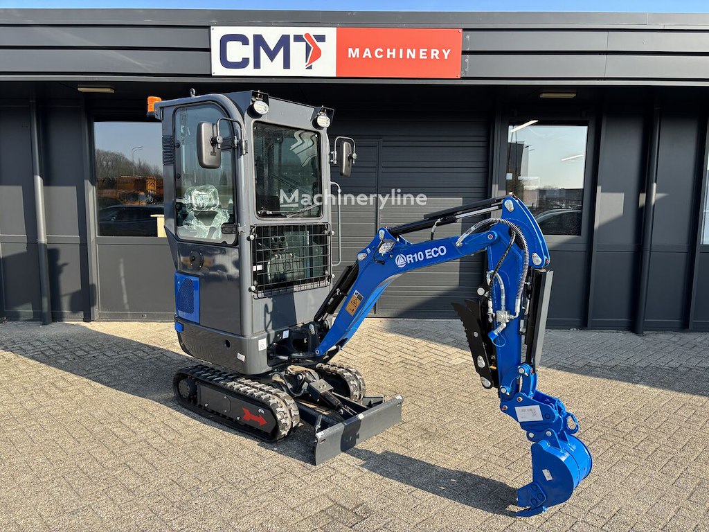 Novi Rippa R10 Kubota met cabine + 2 extra buckets mini bager