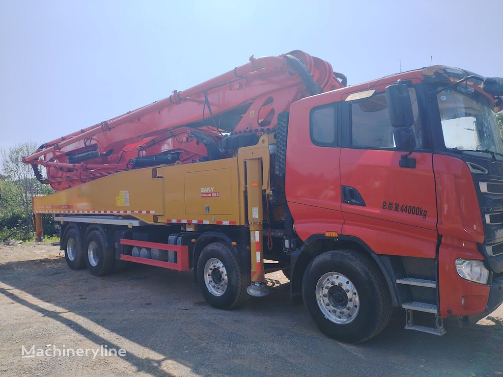 Sany 56 m 72m on BENZ6555 na šasiji Mercedes-Benz concrete pump truck Low Hours In Stock Grab It Now pumpa za beton